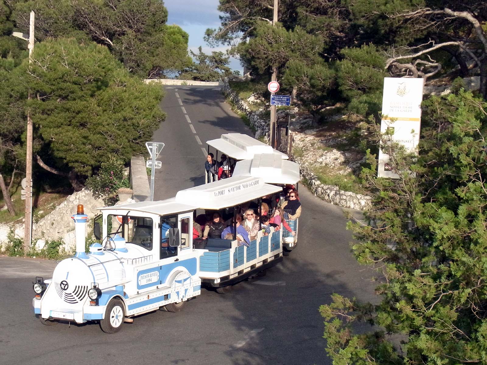 Marseille: Anreise und Verkehr | Städte | Marseille | Goruma