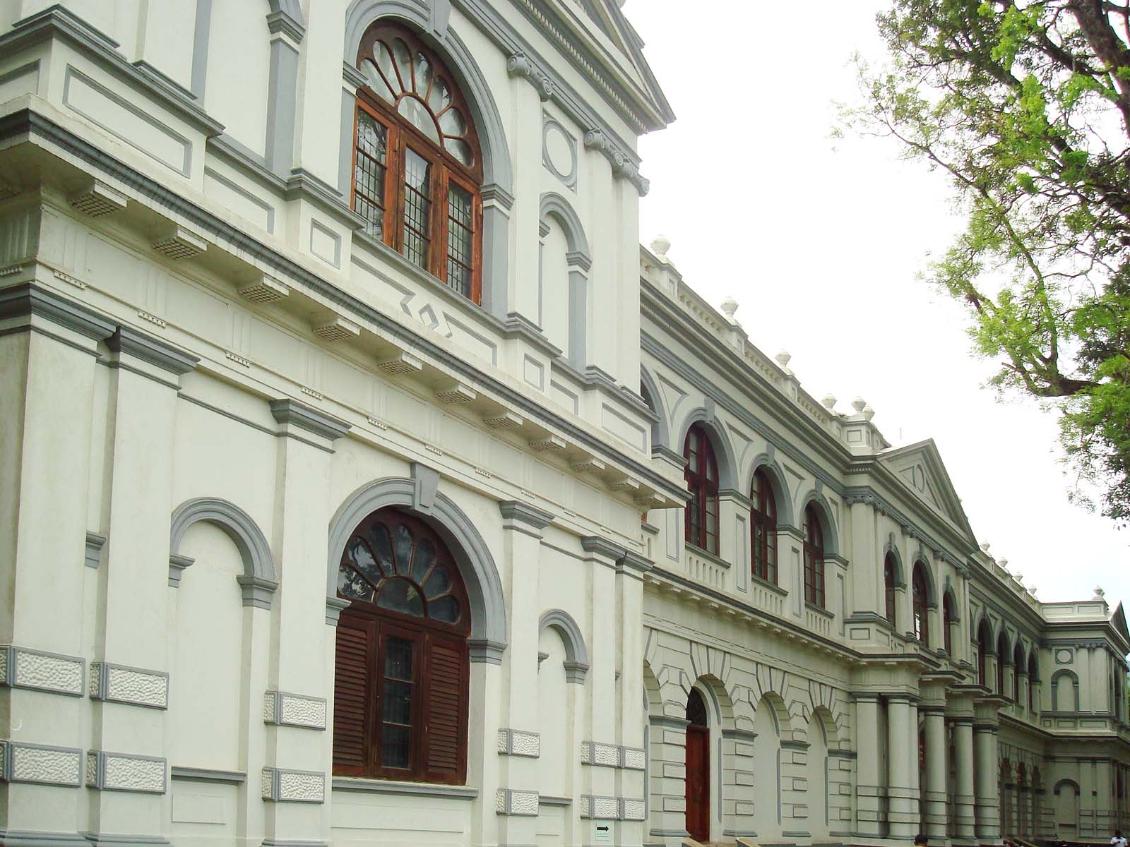 Kandy: Sehenswürdigkeiten | Städte | Kandy | Goruma